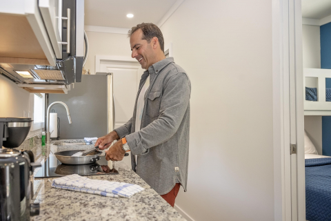 Book Online - Shore Point Cottages