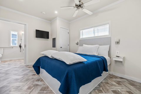 Book Online - Shore Point Cottages