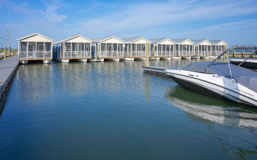 Waterfront & Floating Bungalows | Chincoteague, VA Rentals